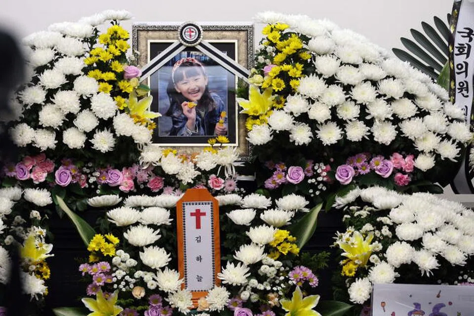 South Korean teacher who fatally stabbed 8-year-old girl ‘laughed in ER’ | The Straits Times