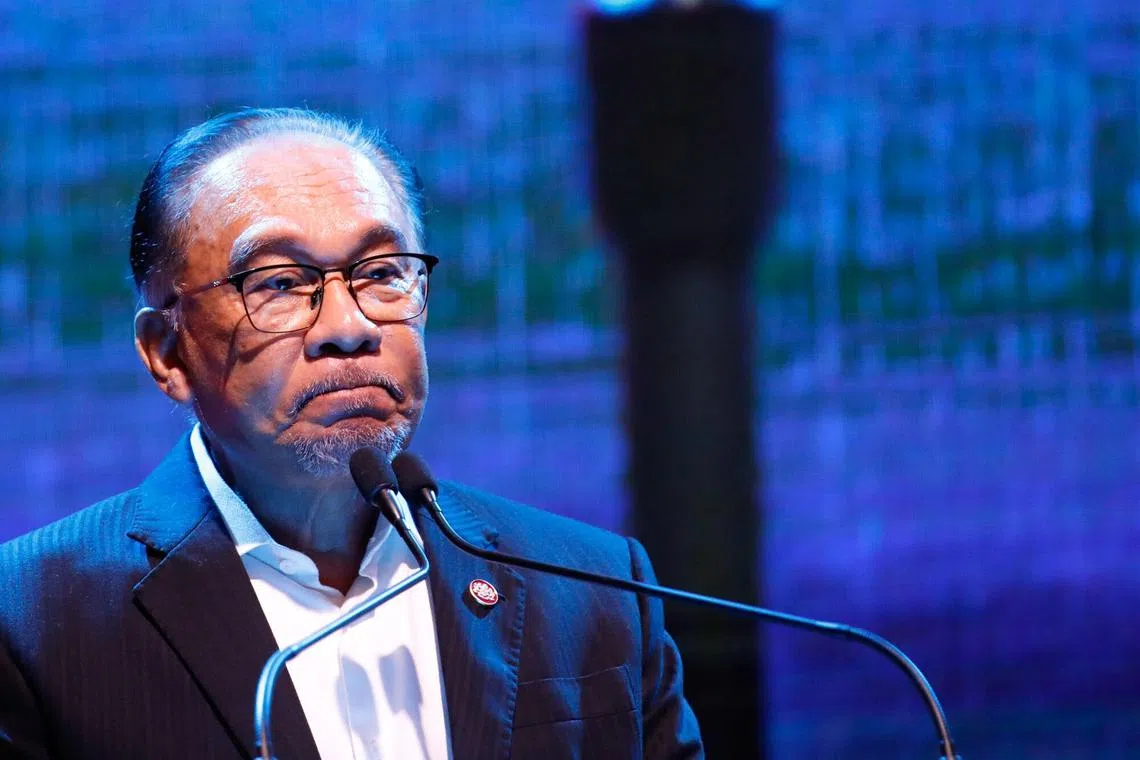 ‘Why invite a mediocre scholar at all’: Malaysian PM Anwar slams US ...