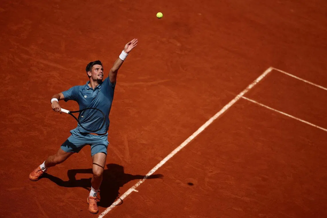 French Open gets under way with Coldplay song on strings, heat on clay ...