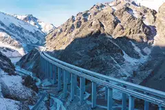 World s Longest Expressway Tunnel Built In Xinjiang China The