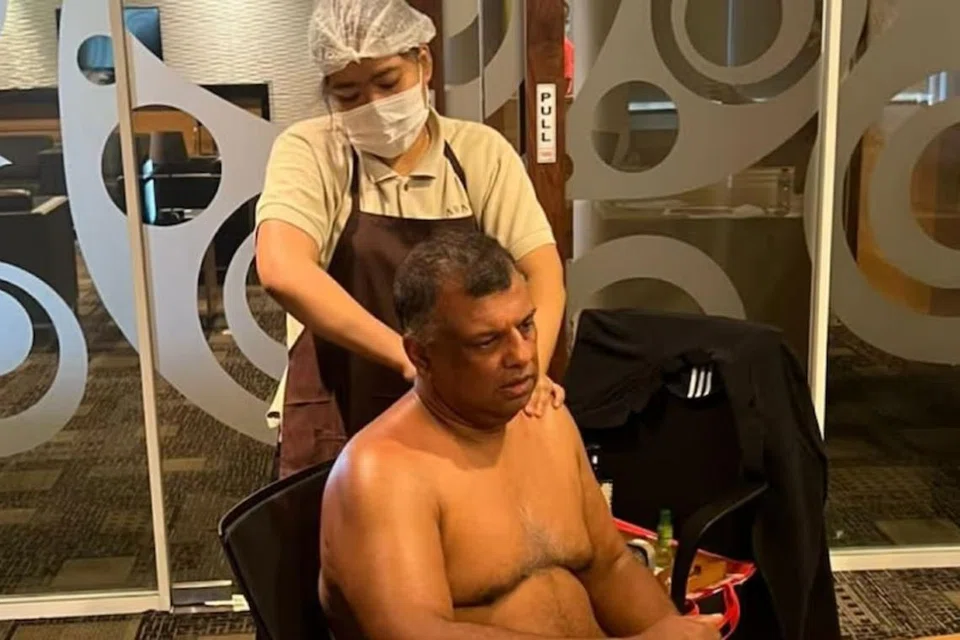 AirAsia boss Tony Fernandes criticised for holding online call while ...