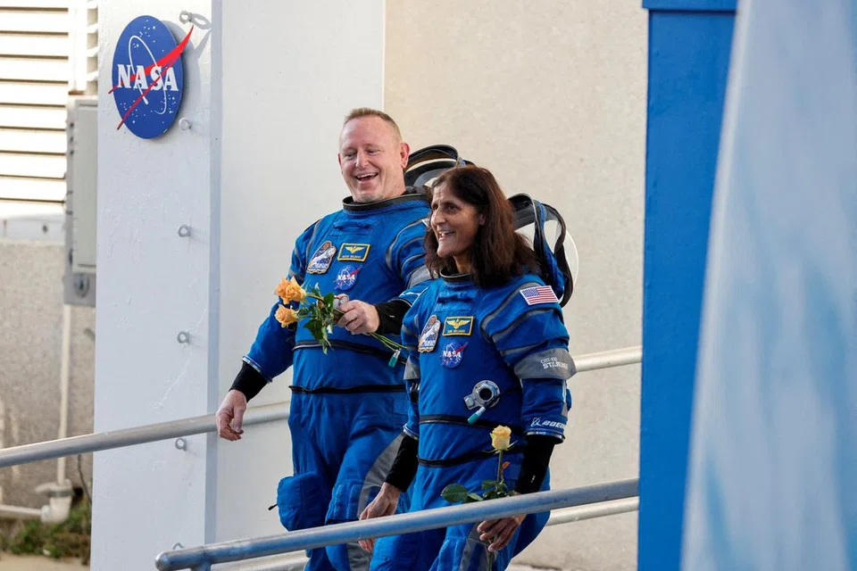 Nasa astronauts Butch and Suni emerge from recovery after long ...