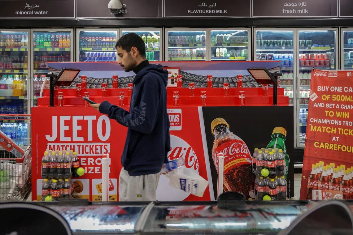 Coca-Cola looks to bowl out Pepsi in Champions Trophy marketing contest ...