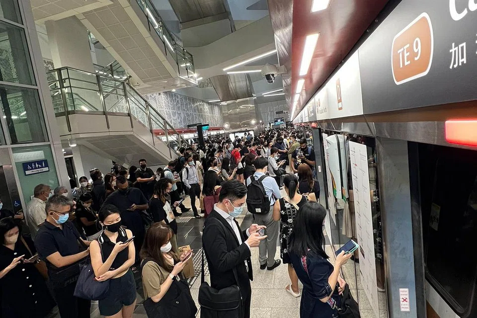 Train fault causes delay during peak-hour travel on Thomson-East Coast ...