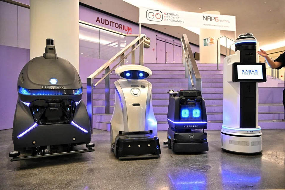Robots assemble! Meet Singapore’s robotic workforce | The Straits Times