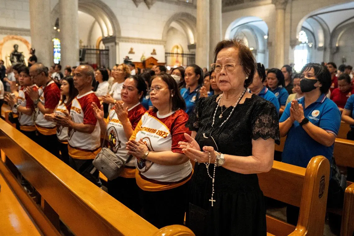 Staunchly Catholic Philippines begins period of mourning for Pope ...