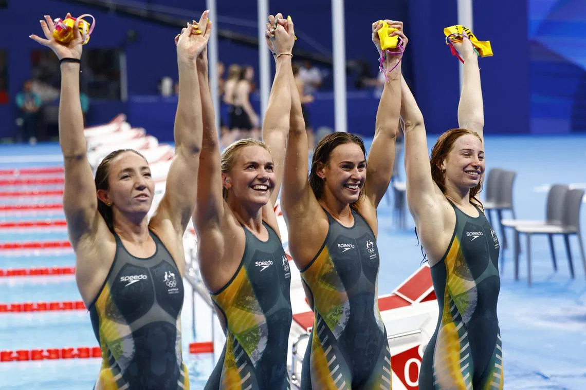 Swimming-Ledecky takes medal record but Australia win 4x200 free | The ...