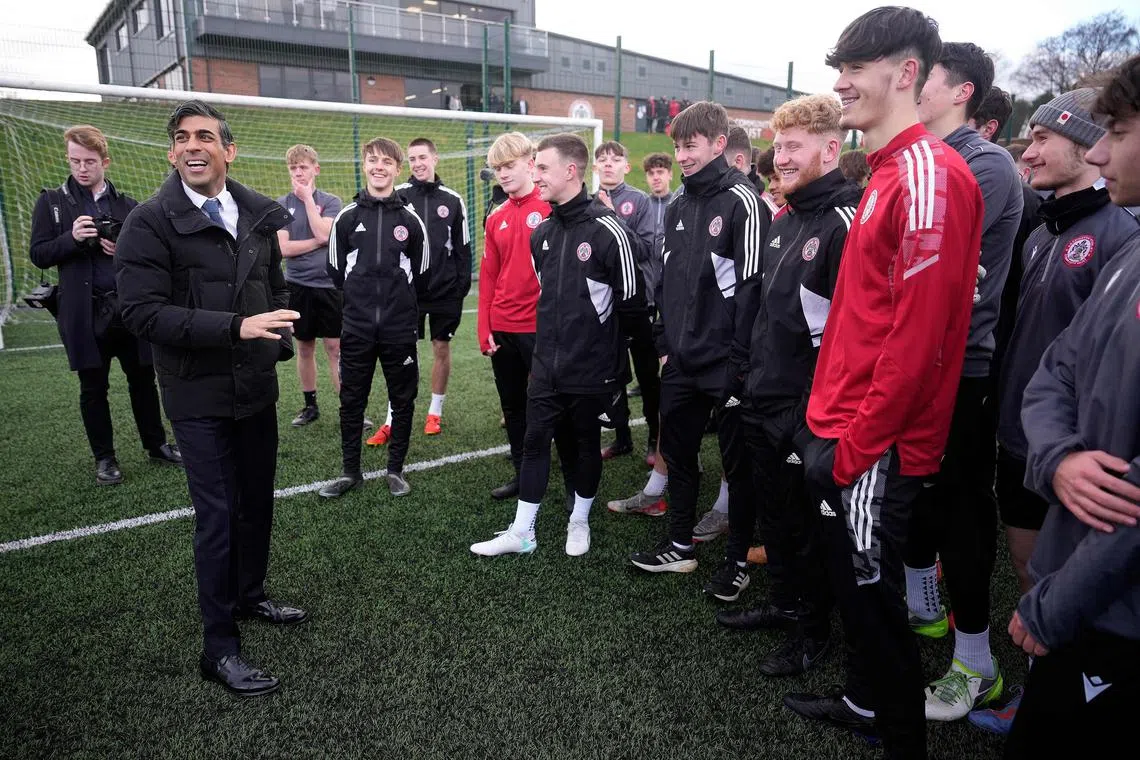 Rishi Sunak pushes to create football regulator after club talks fail ...