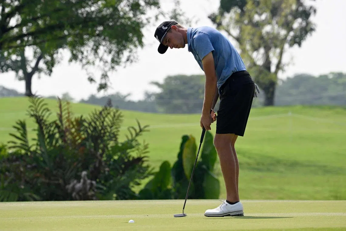 Spanish golfer David Puig turns up the heat on his rivals, leads ...