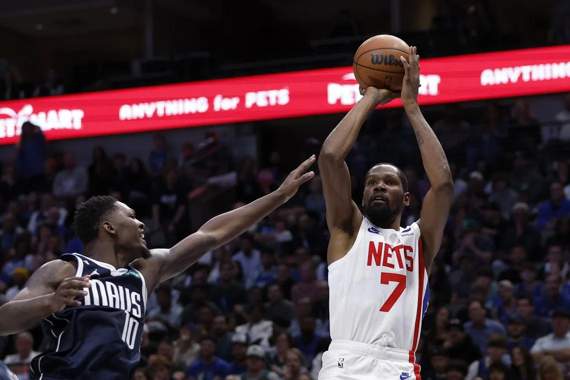 NBA: Kevin Durant hopes to buy small part of NFL’s Commanders | The ...