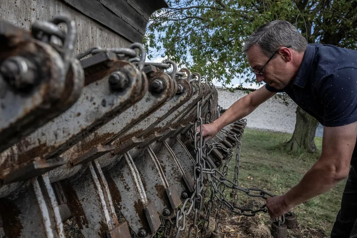 Netherlands to supply Ukraine with a thousand chargers for remote ...