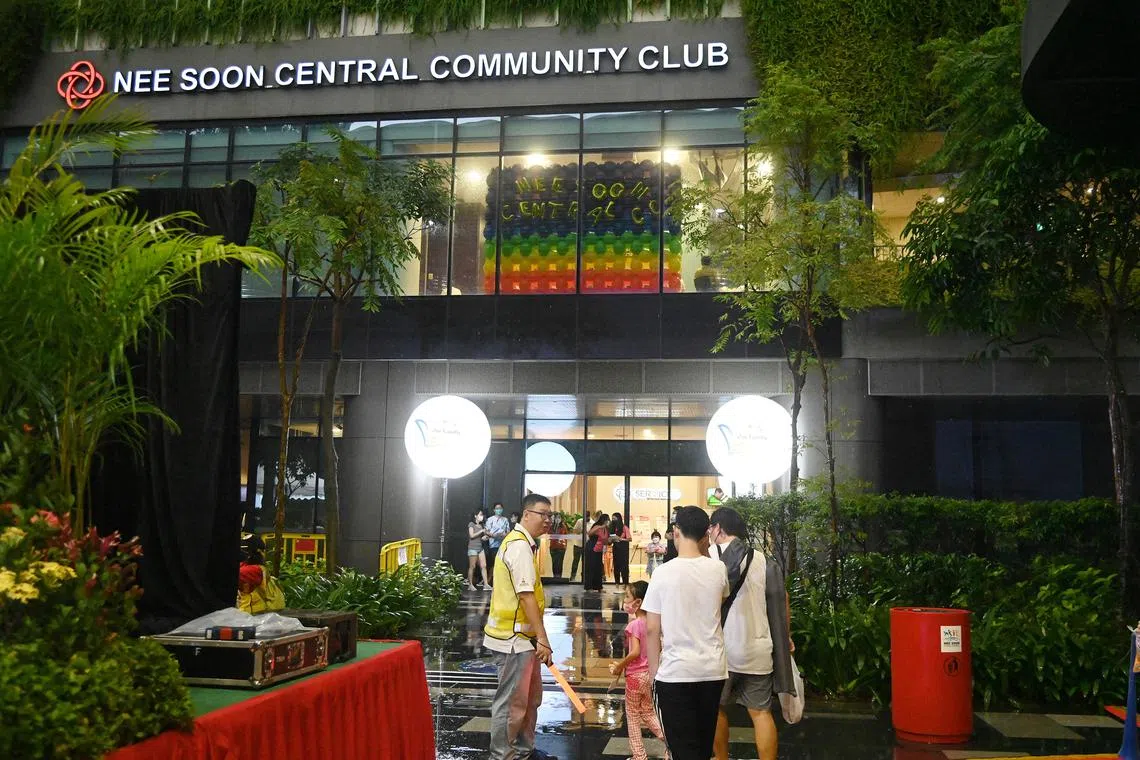Nee Soon Central CC, first to be located in a mall, officially opens ...