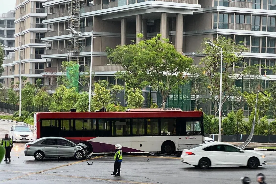 Man taken to hospital after accident involving SBS Transit bus and car ...