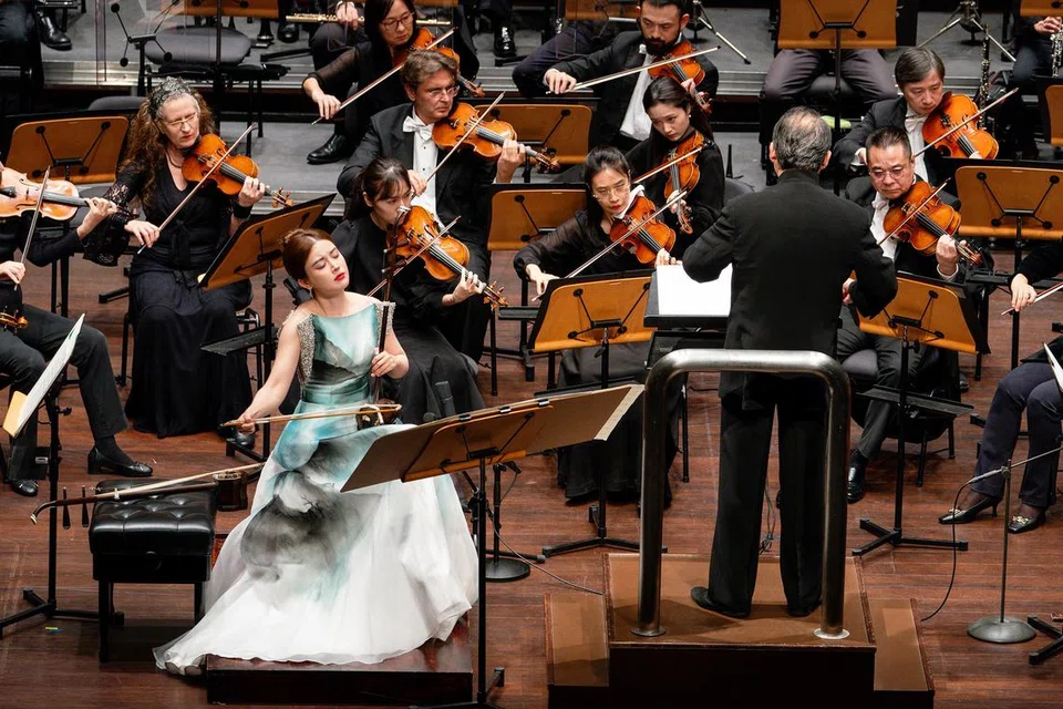 Concert review: SSO’s inspiring pairing of violin and erhu concertos ...