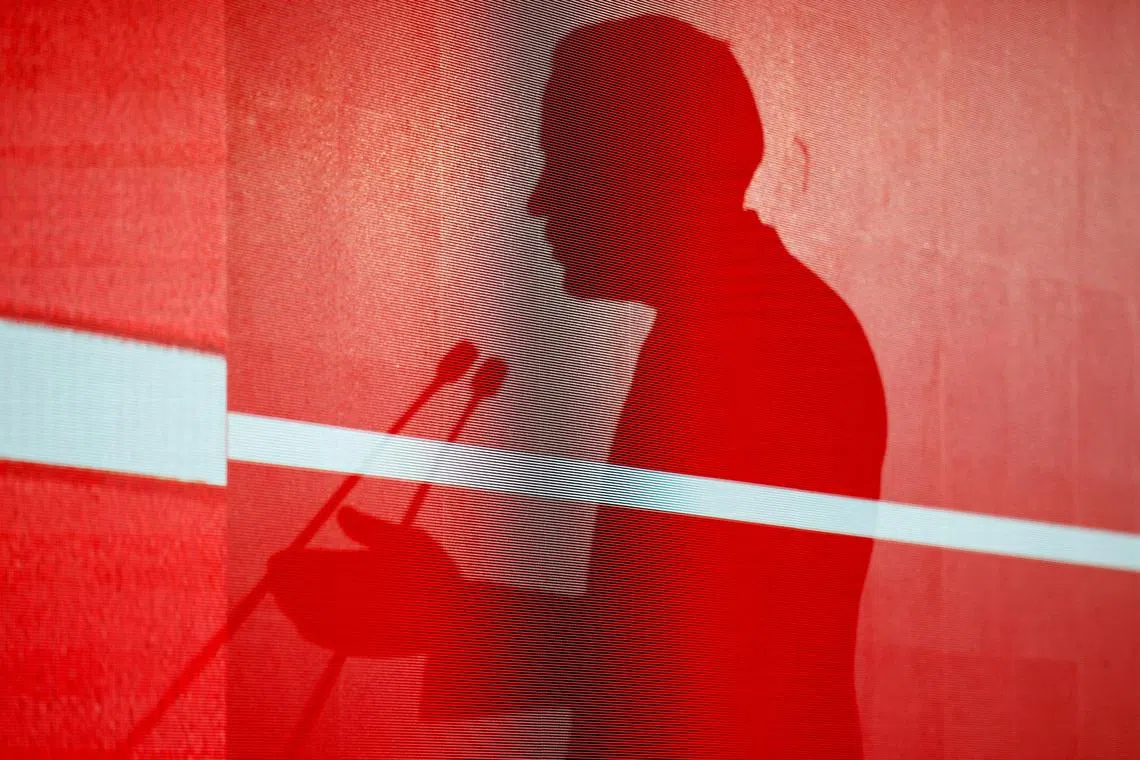 The Week in Pictures: A boy during winter in Kyiv, a protester in ...