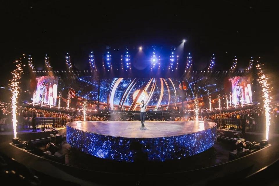 Concert review: Mayday’s star-studded 25th anniversary gig | The ...