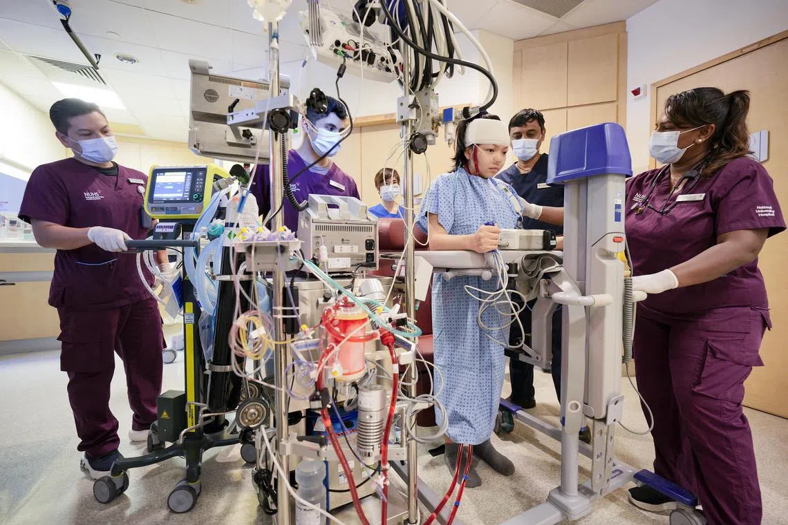 Unsedated patients on life support have lower risk of heart complications, muscle shrinkage: NUH ...