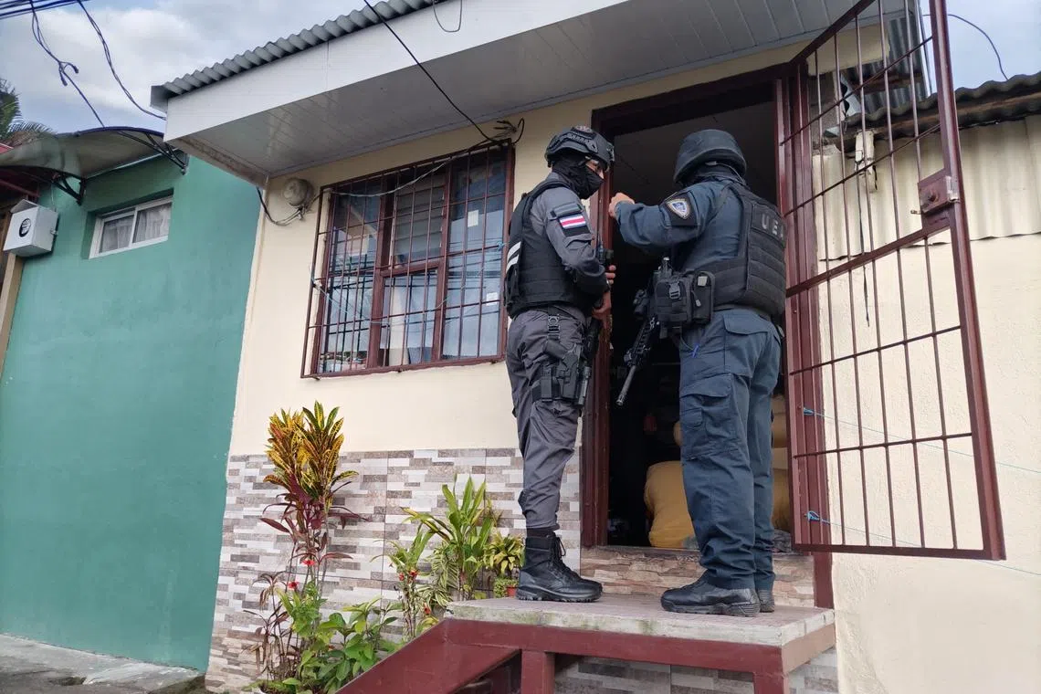 Costa Rica with US help nabs 21 suspects linked to human trafficking ...