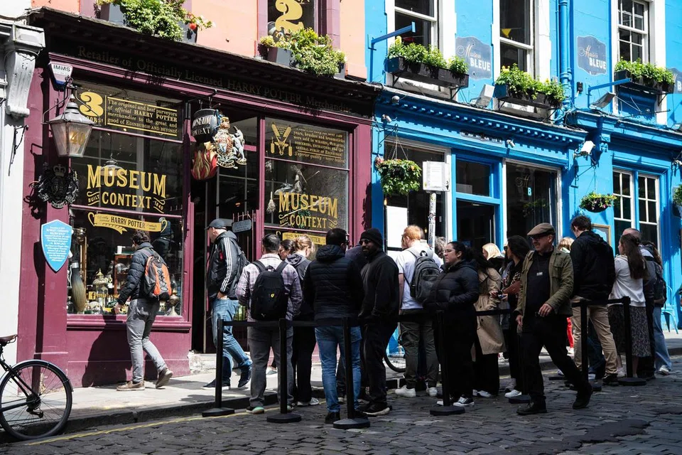 Harry Potter continues to offer magical boost to British tourism | The ...