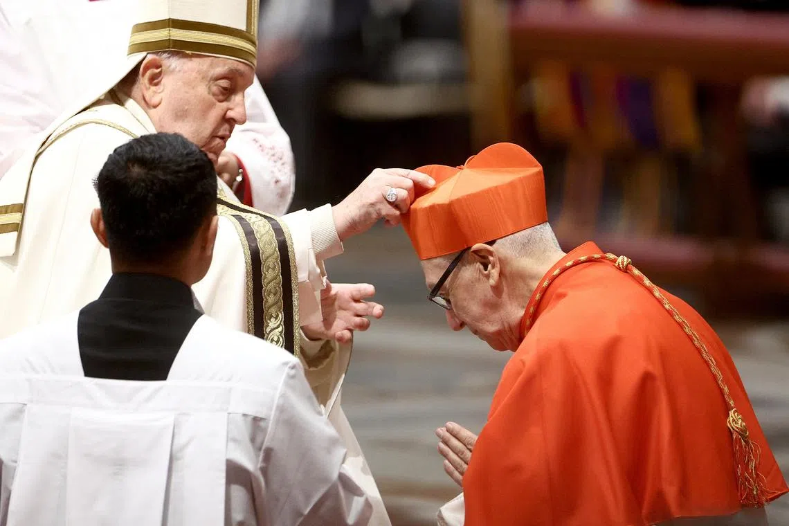 Pope Francis appears with bruised chin at ceremony for new cardinals ...