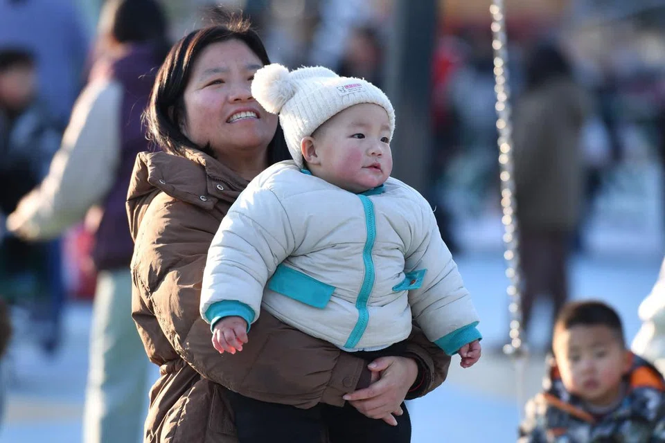 Cash, subsidies boost births for one Chinese city, but will it reverse ...