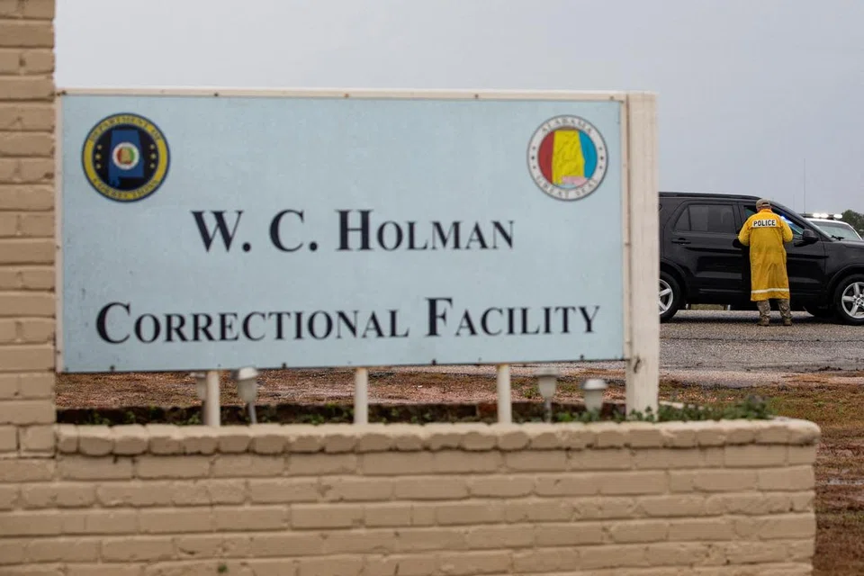 Alabama executes convicted murderer in second-ever nitrogen gas ...