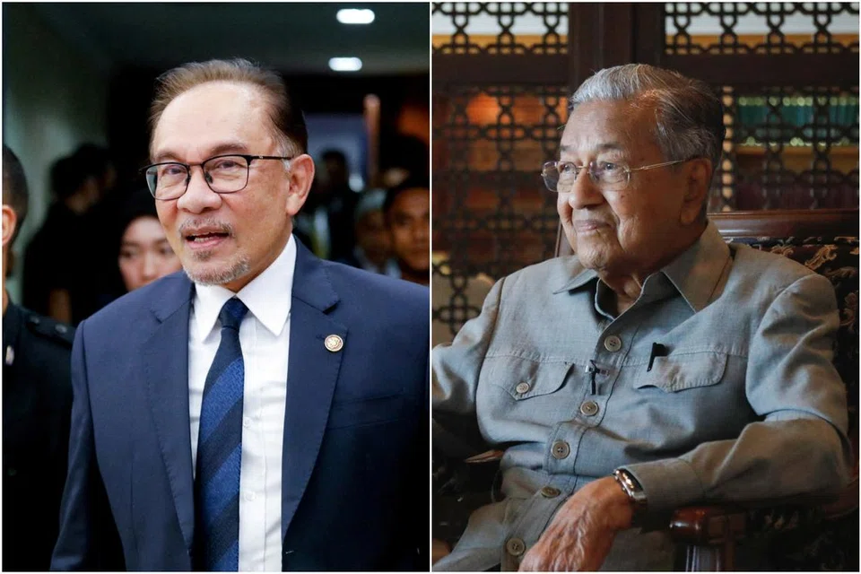 Malaysia PM Anwar does not want enmity with Dr Mahathir to continue | The Straits Times
