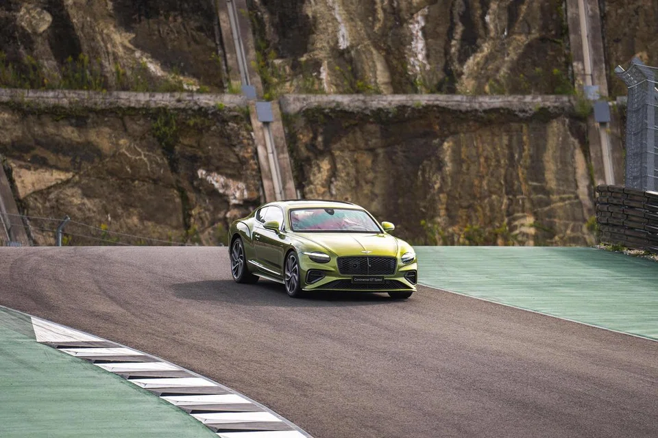 Car review: Bentley Continental GT Speed, the jolly green giant | The ...