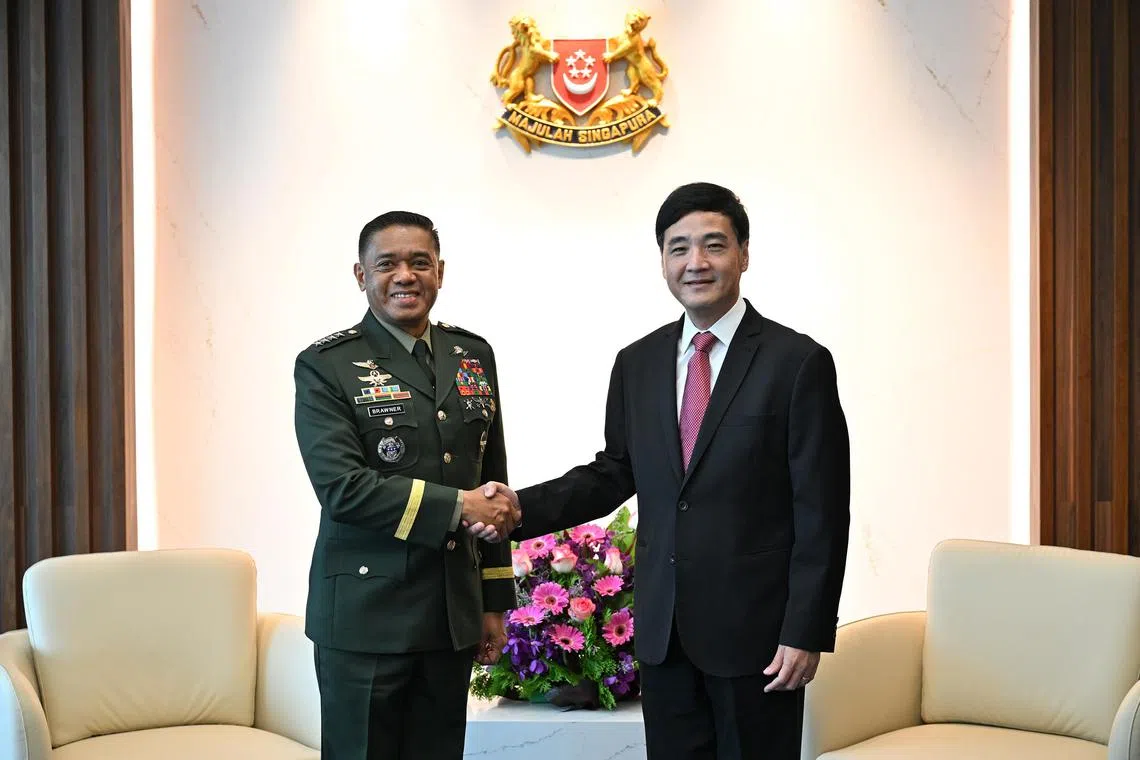 Philippine Armed Forces chief on introductory visit to Singapore | The ...