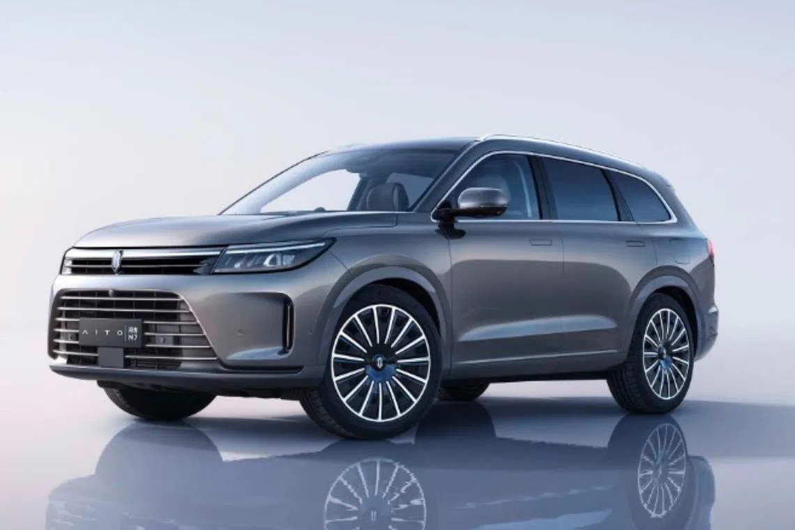 Crash in China involving Huawei-backed Aito electric vehicle kills ...