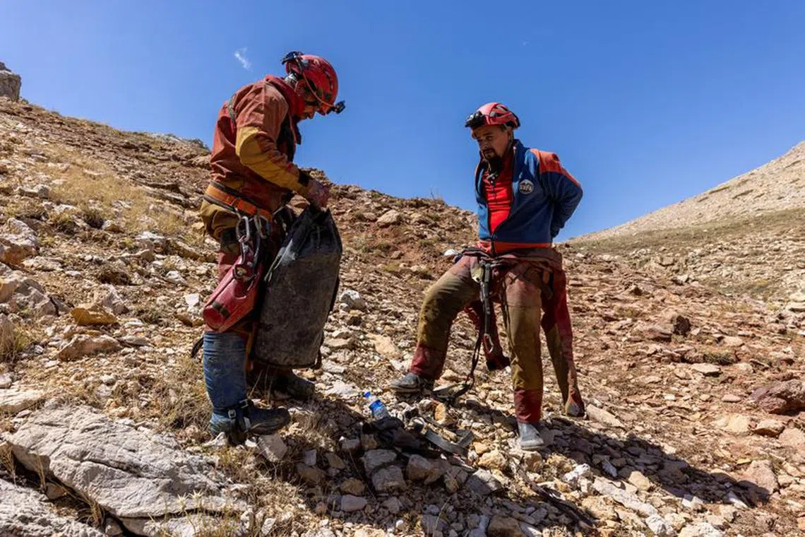 ‘I’m up, I’m alert,’ says US cave explorer trapped in Turkey | The ...