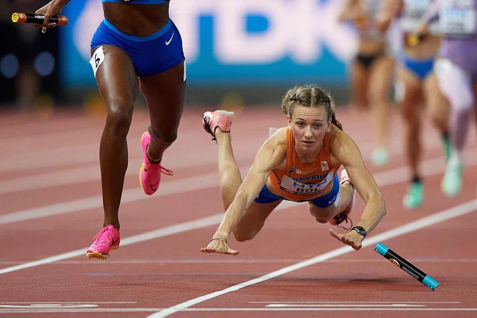 US win mixed relay with world record as Netherlands’ Femke Bol falls ...