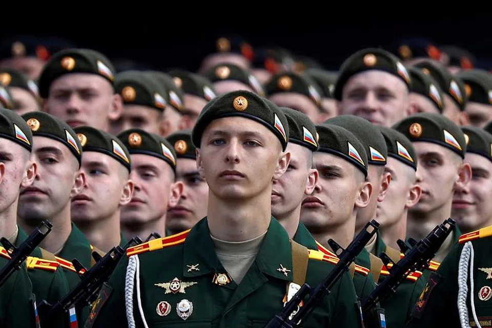 Russia increases maximum size of armed forces by 170,000 servicemen ...