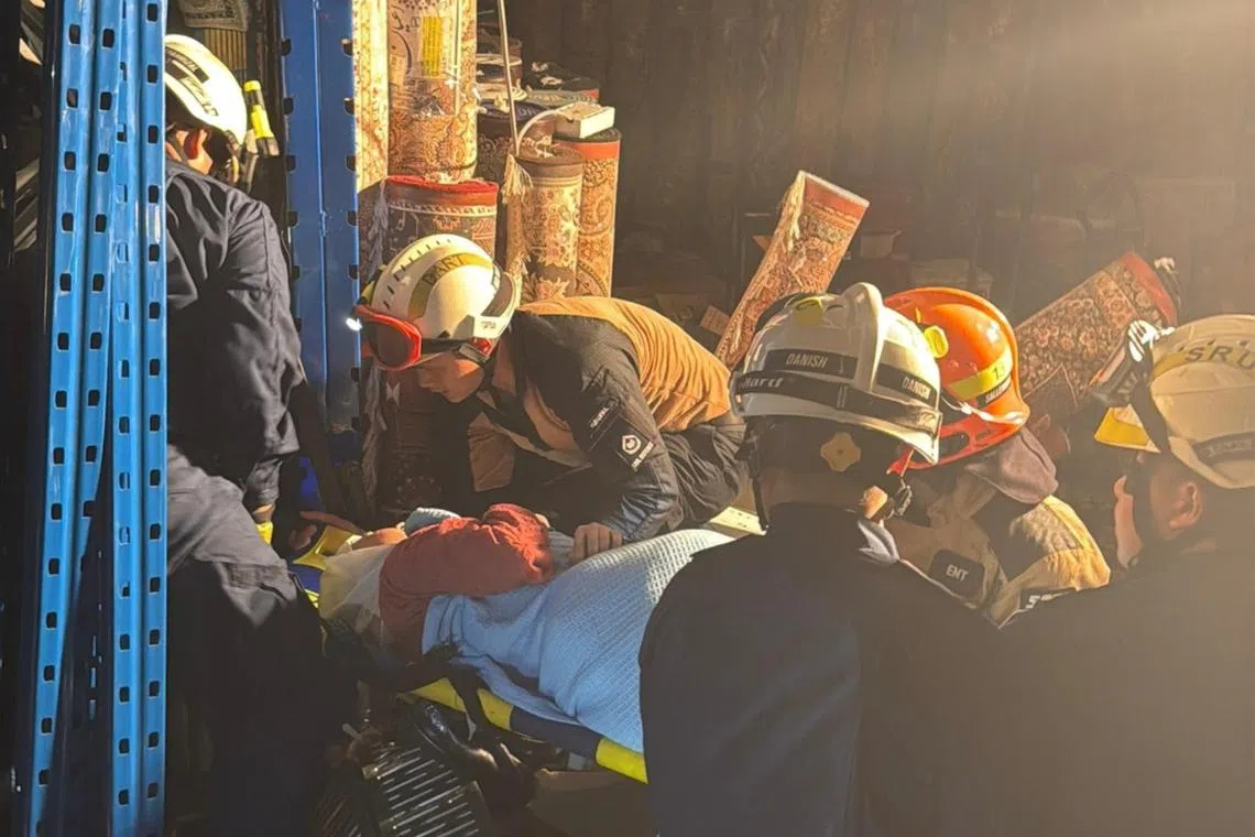 3 people, including two kids, rescued after floor collapses in Toa ...