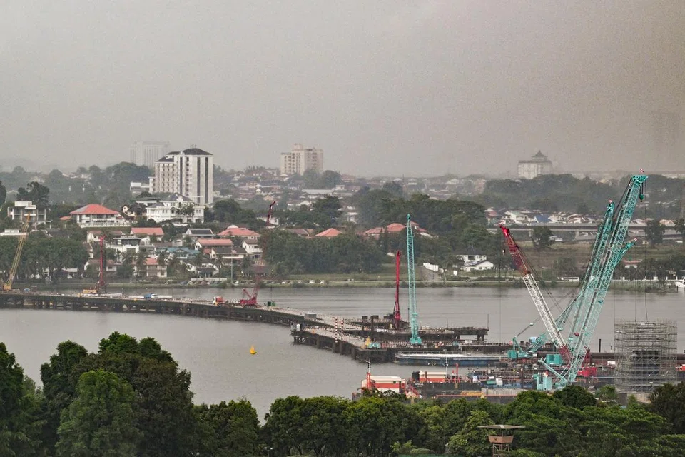 Malaysia transport minister says Johor-Singapore RTS on track for 2026 ...