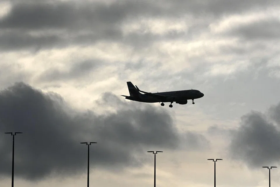 Bomb threat grounds SIA flight in Johannesburg | The Straits Times