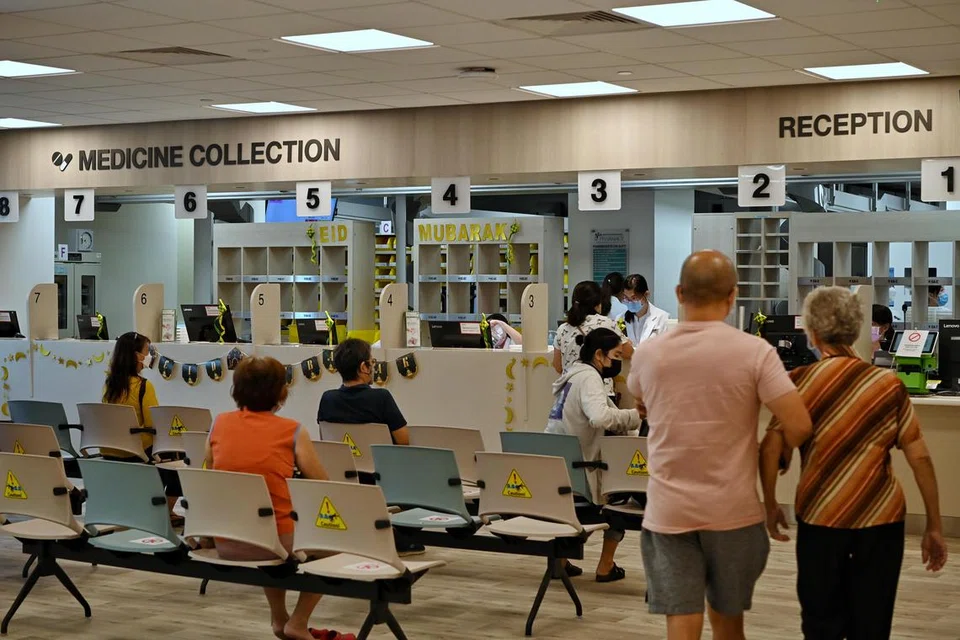 Fewer polyclinics to offer Covid-19 jabs but no appointment needed ...