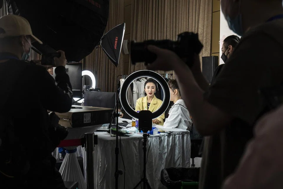 Eyebrow pencil and socks gaffes: Pitfalls await, but Chinese live ...