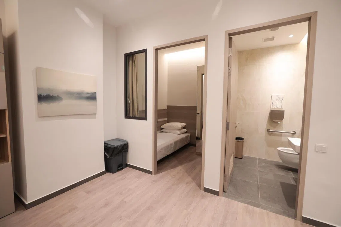 9-storey, solar-powered Woodlands Memorial funeral parlour opens with ...