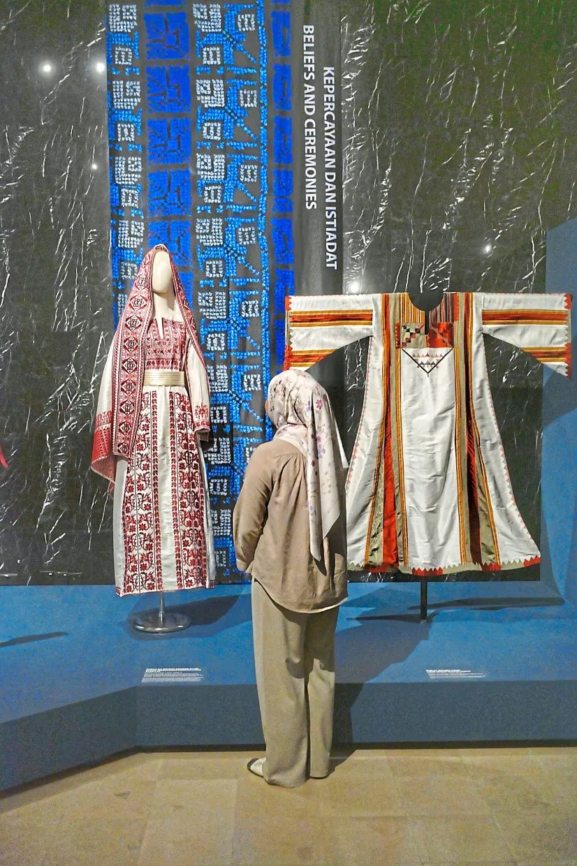 Islamic Arts Museum Malaysia showcases Palestinian embroidery | The ...