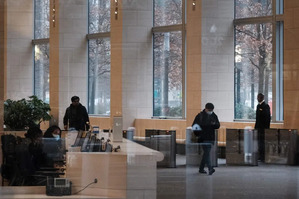 Nearly 20% of US firms expect to reduce headcount, survey shows | The ...