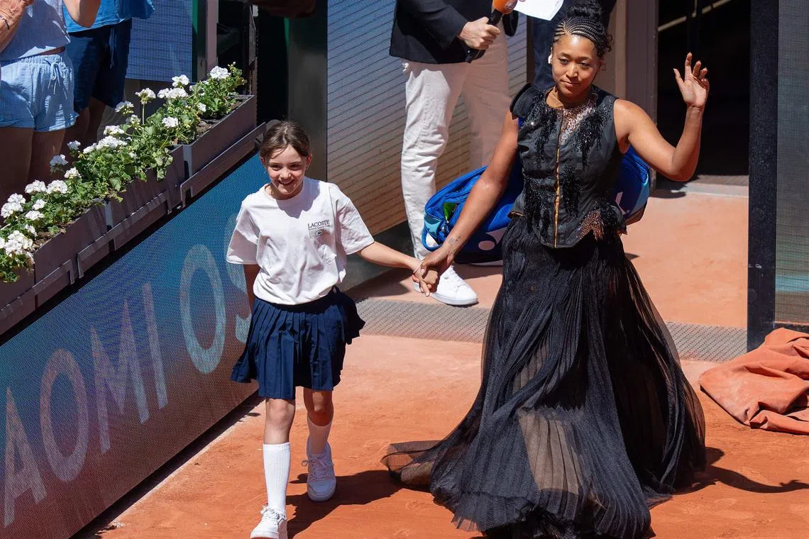 Osaka embracing role as entertainer after another grand walk-on | The ...