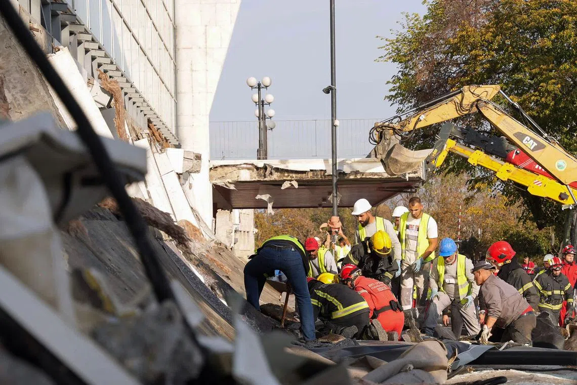 Death toll rises to 14 in Serbia train station roof collapse | The ...