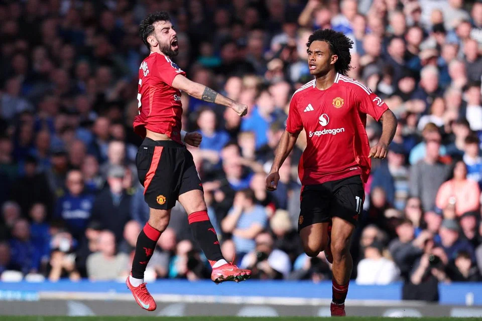 Bruno Fernandes inspires Manchester United fightback for 2-2 Everton ...