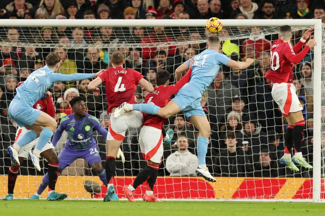 Manchester United suffer 3-2 home defeat by Nottingham Forest | The Straits Times