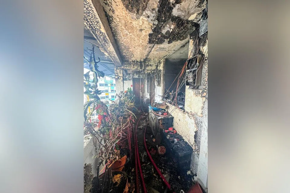 Hougang resident has nasty dispute with town council over corridor ...