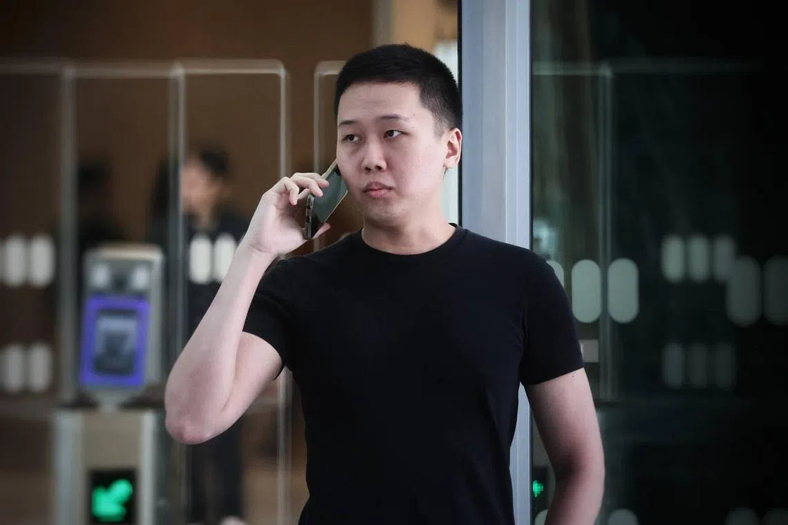 Former Cheers worker in online video of dispute with police charged ...