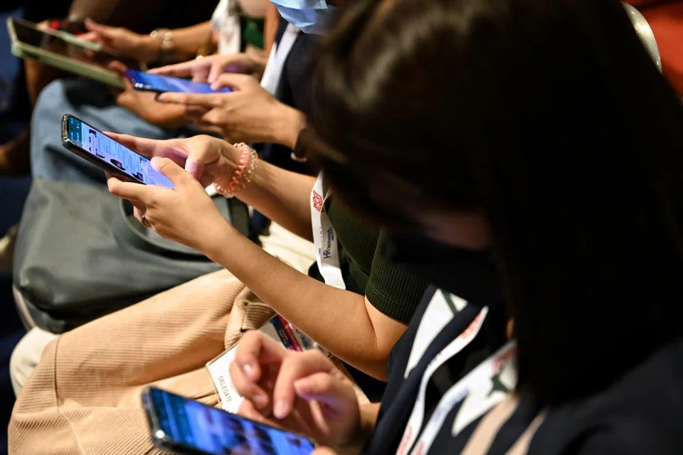 Goodbye, 3G: M1 first to retire 3G network by Aug 1; Singtel and ...