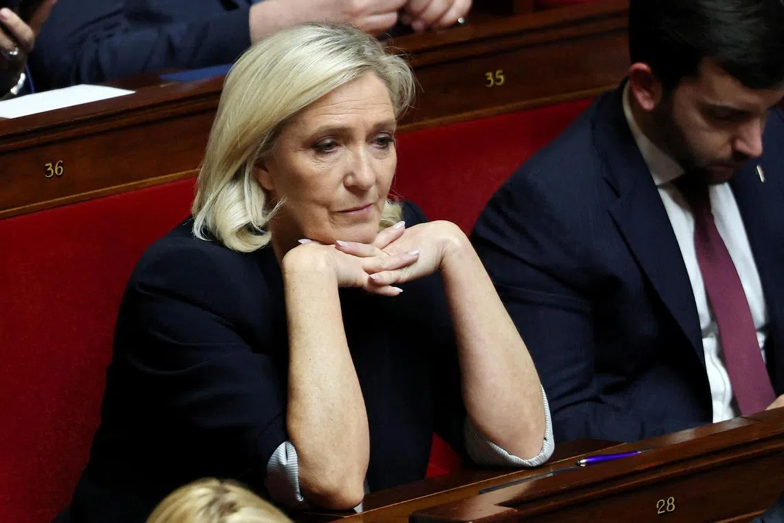 Trump offers support to French far-right leader Le Pen after her ...