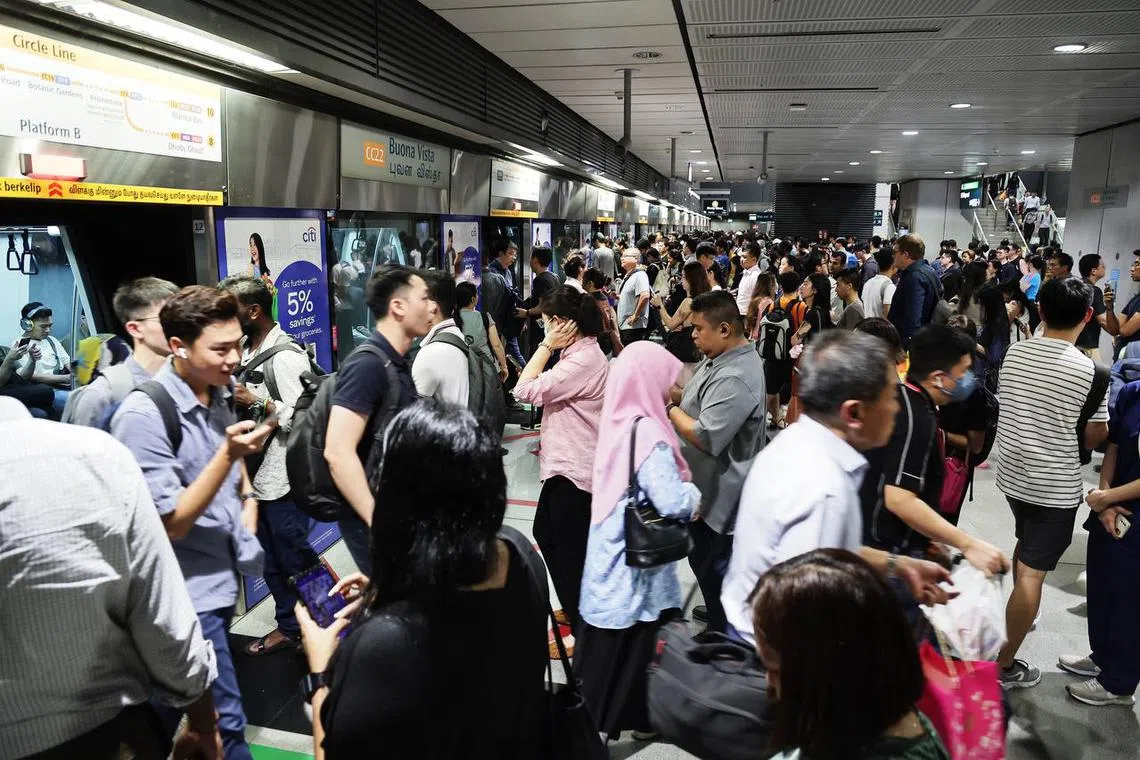 MRT service resumes on Circle Line after power fault causes delay for ...